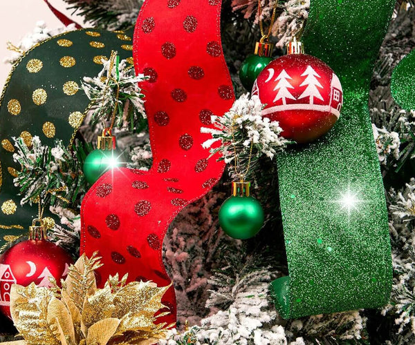 Ribbons and Bows on Christmas Trees – Posh Paper